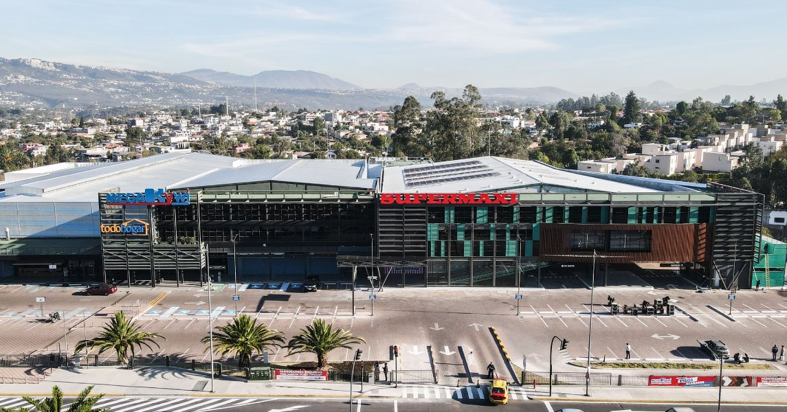 Supermaxi La Cerámica abrió sus puertas - Revista Maxi Online